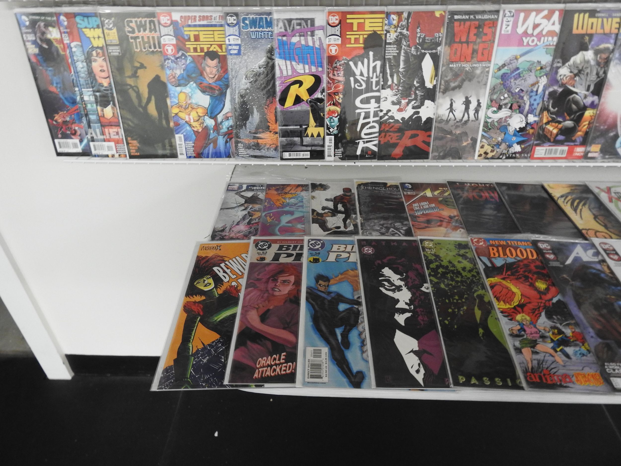Huge Lot of 150+ Comics W/ Hulk, Wolverine, Detective Comics! Avg. VF ...