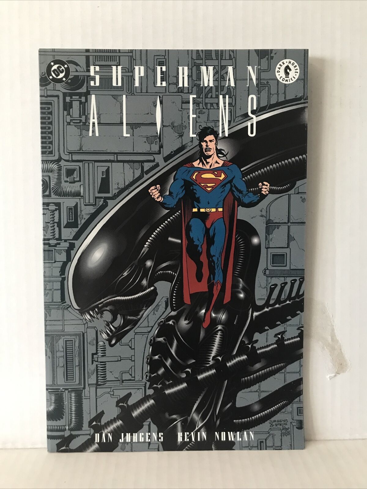 Superman Vs. Aliens Part 1 Trade Paper Back | Comic Books - Modern Age ...