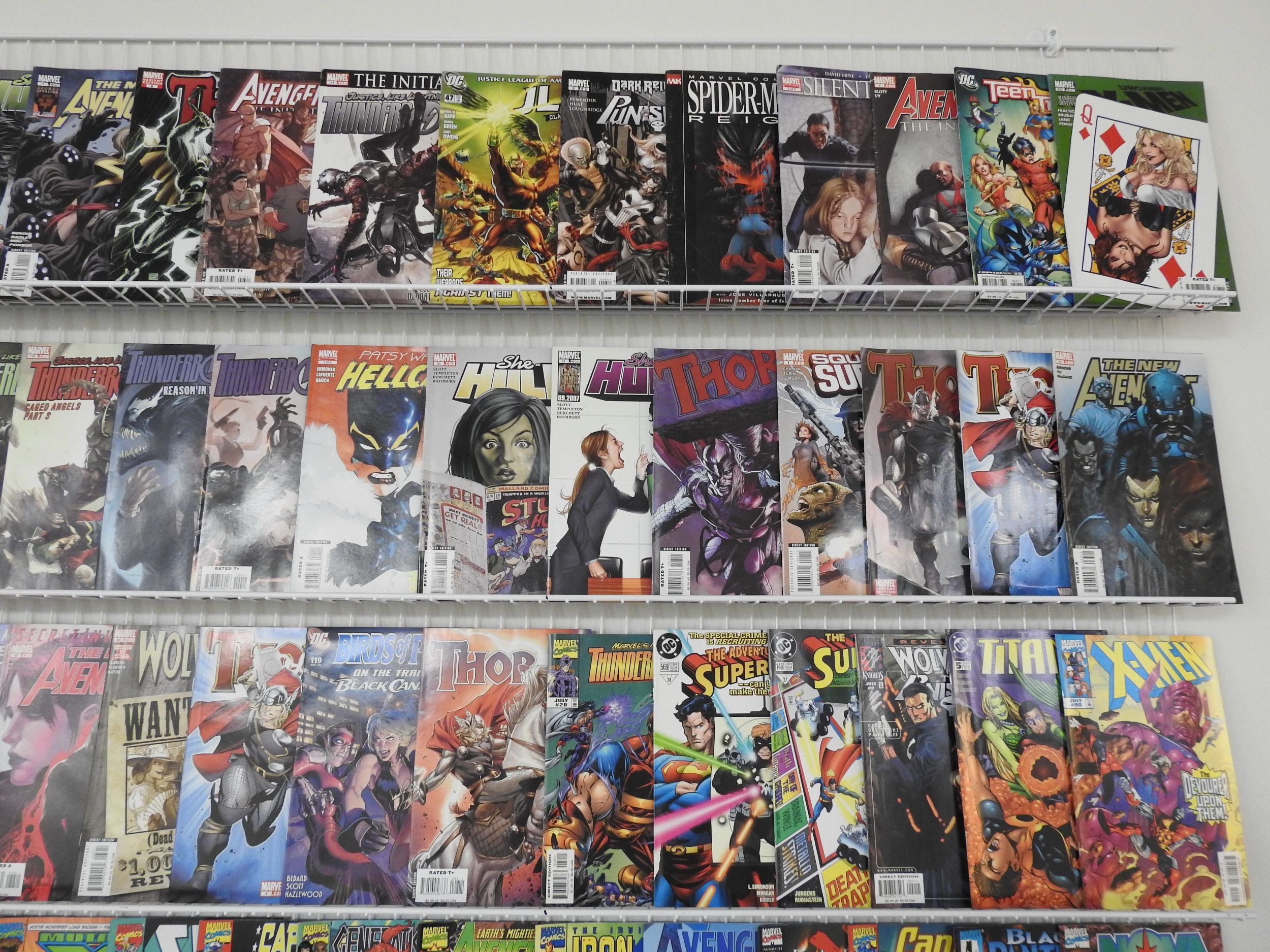 Huge Lot 200+ Comics W/ She-Hulk, Spider-Man, Avengers, +More! Avg VG ...