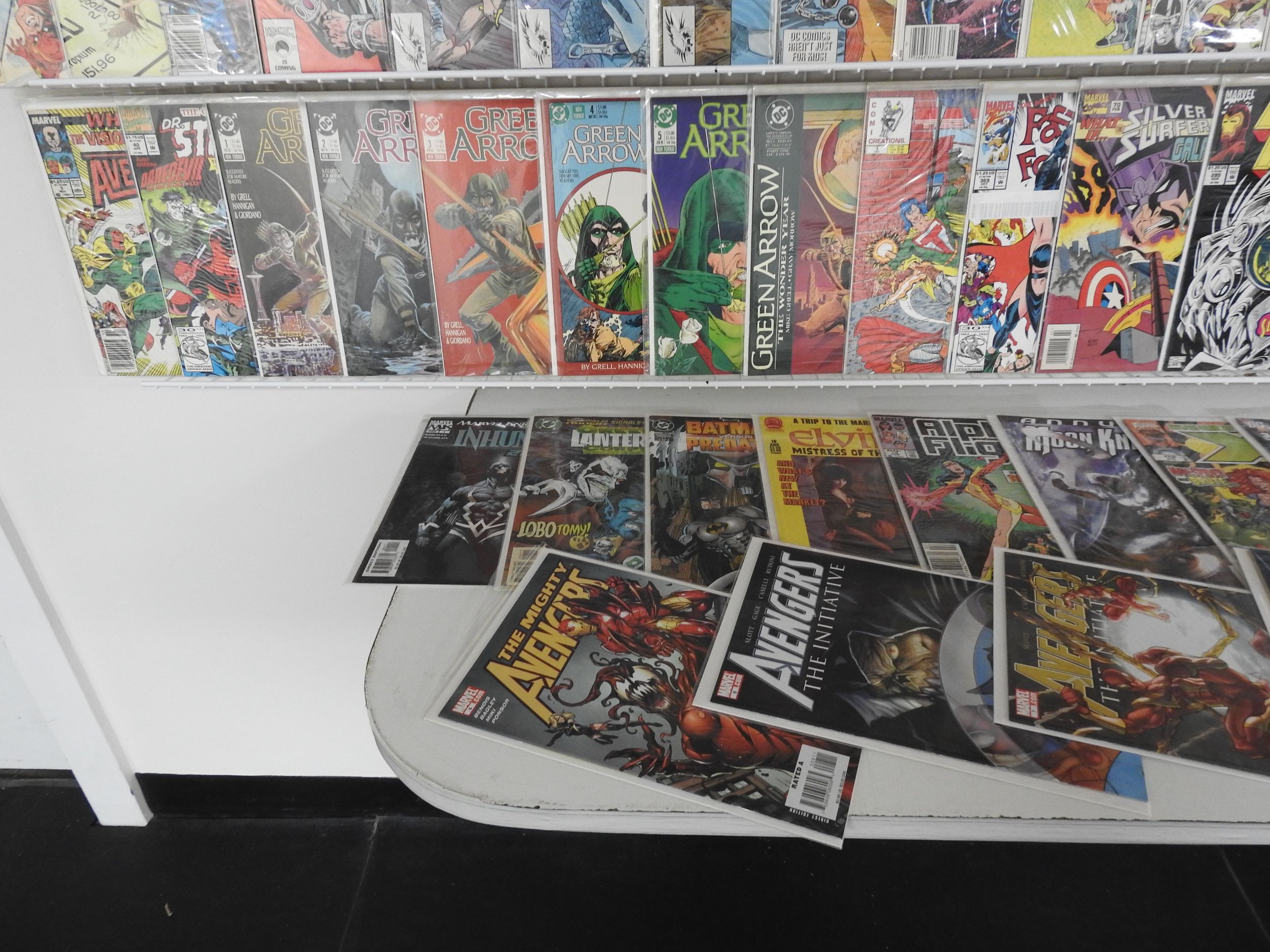 Huge Lot 140+ Comics W/ Moon Knight, Morbius, Dr. Strange, +More! Avg ...