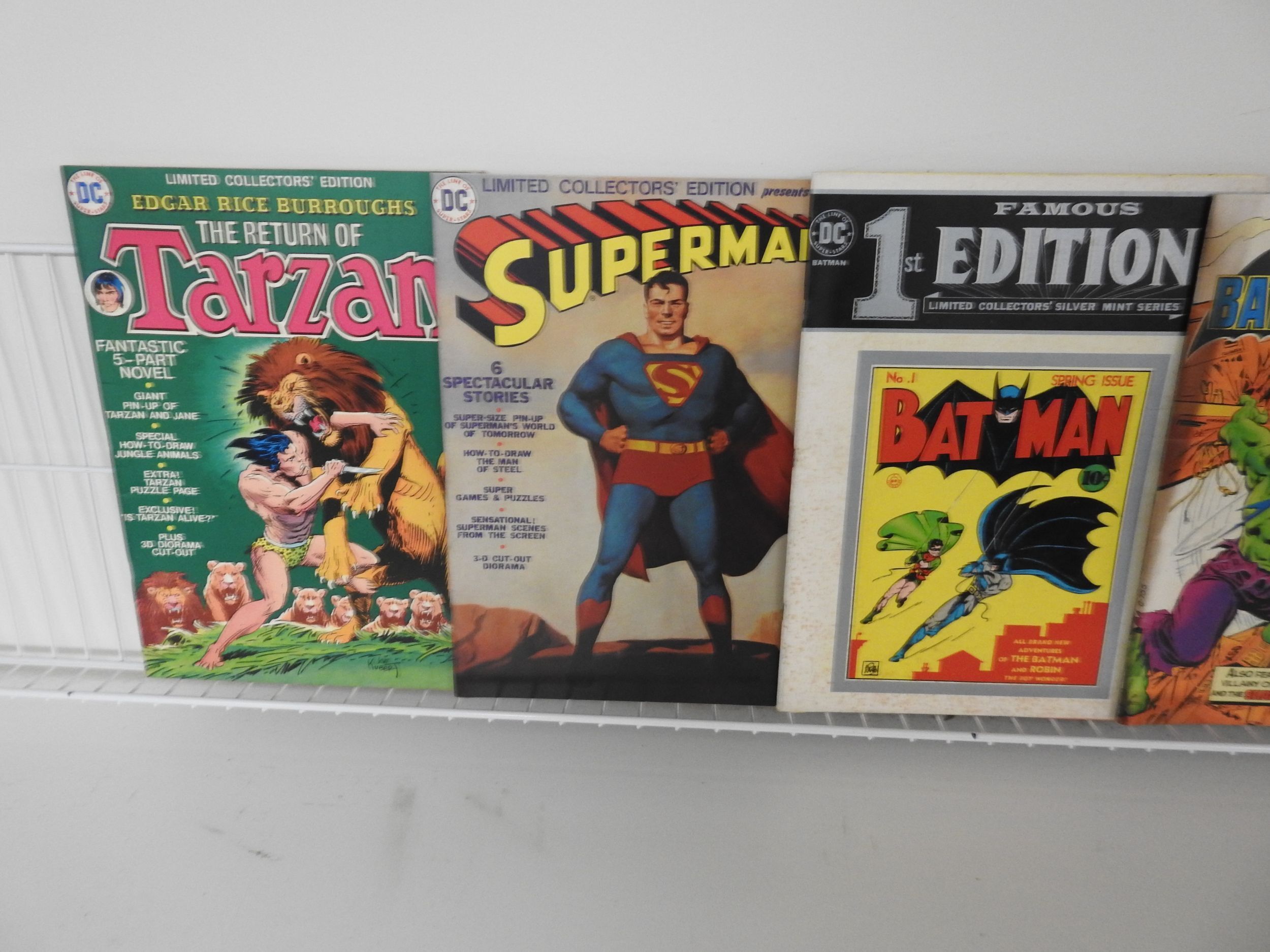 Huge Lot 32 Vintage Treasury Sized Comics!! Avg VG/Fine Condition ...