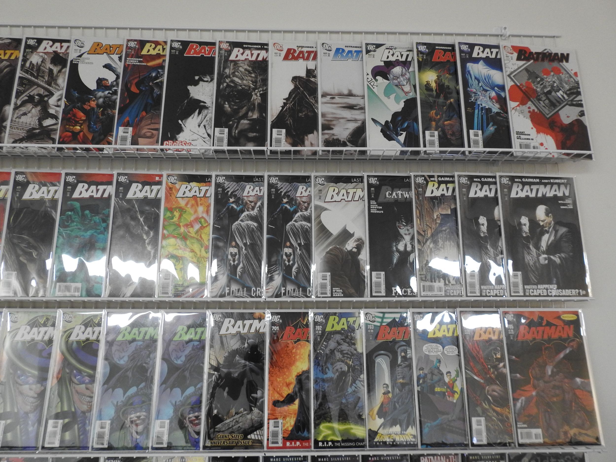 Huge Lot 120+ Comics W/ Batman, Avengers, Void Rivals, W0rldtr33! Avg ...