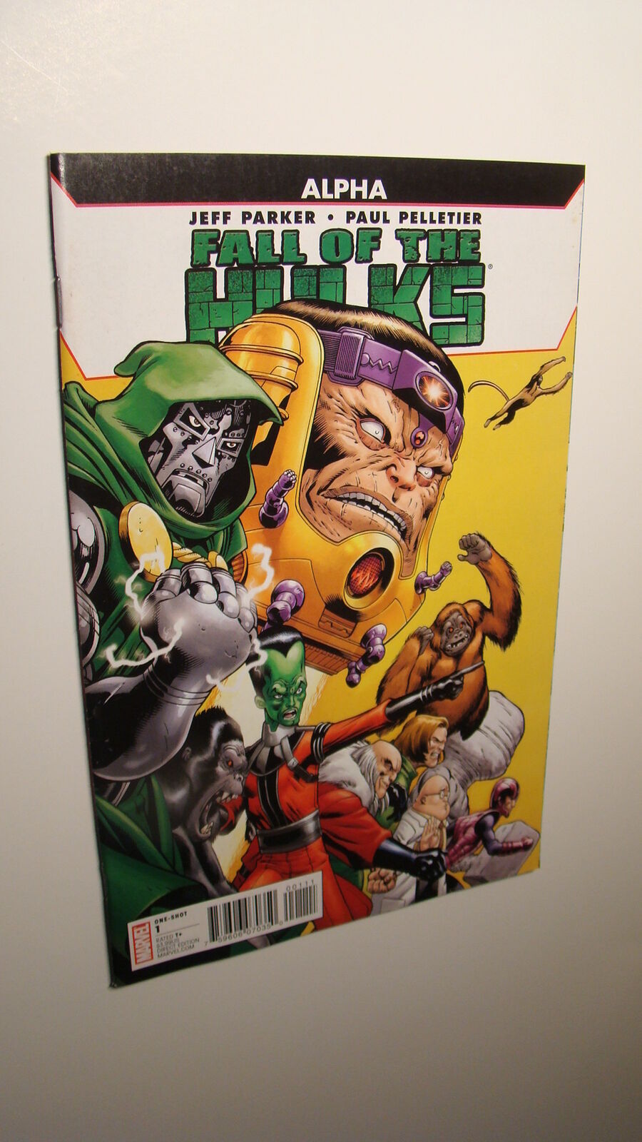 Fall of Hulks 1 Alpha *VF/NM 9.0* World WAR Hulk RED She-Hulk DR. Doom ...