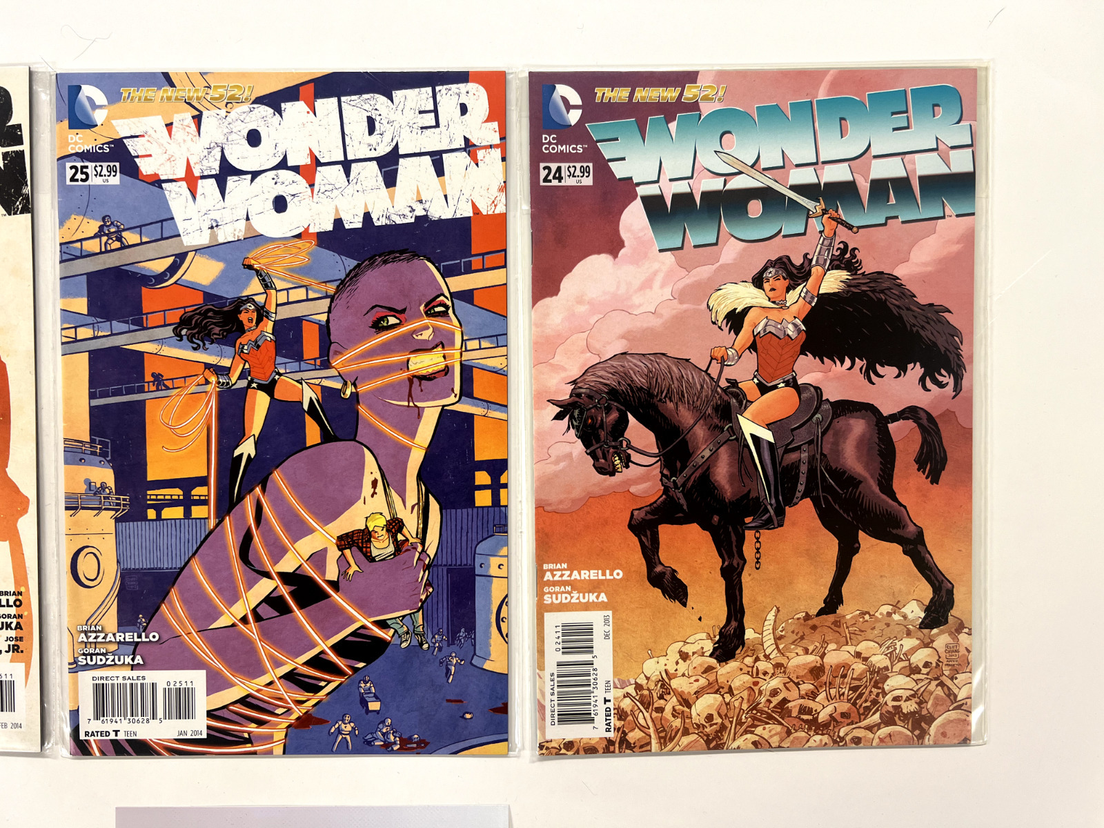 3 Wonder Woman DC Comic Books# 24 25 26 Batman Superman Robin Flash 47 ...