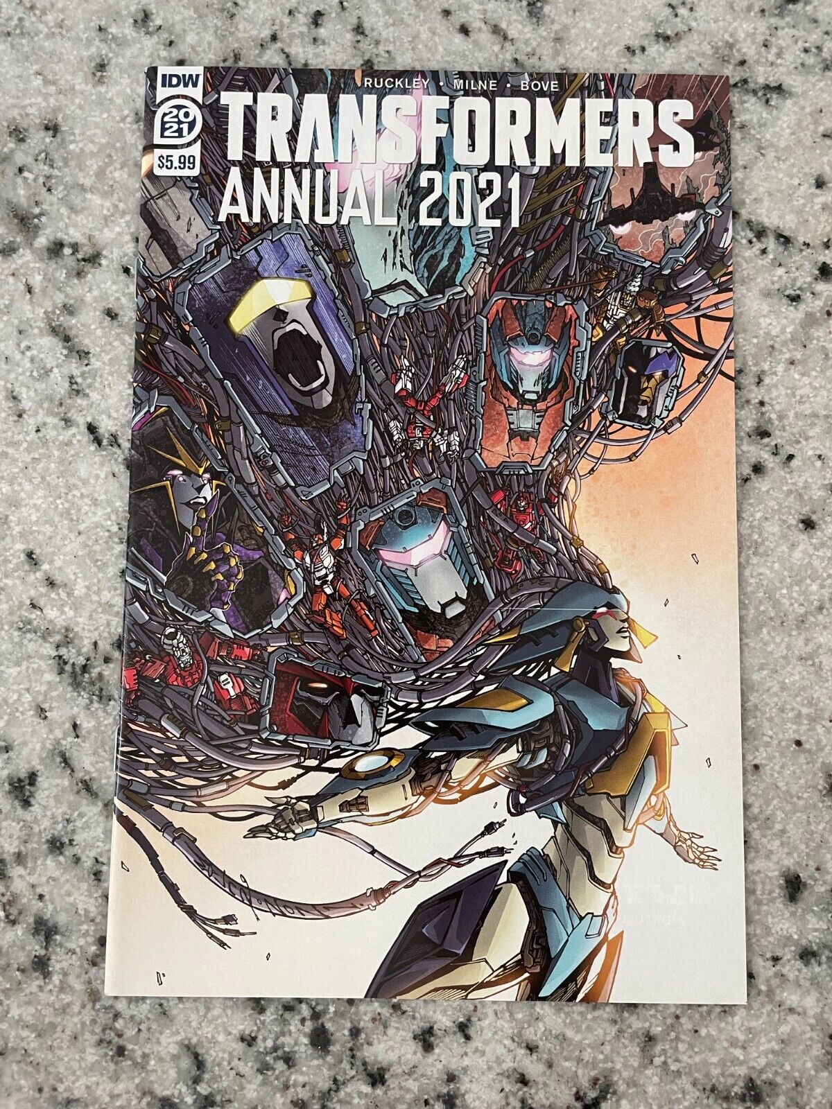 Transformers Annual 2021 NM IDW Comic Book Optimus Prime Megatron ...