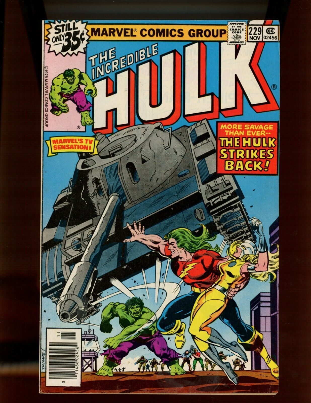(1978) The Incredible Hulk #229 - "...THE HULK STRIKES BACK!" (6.5 ...