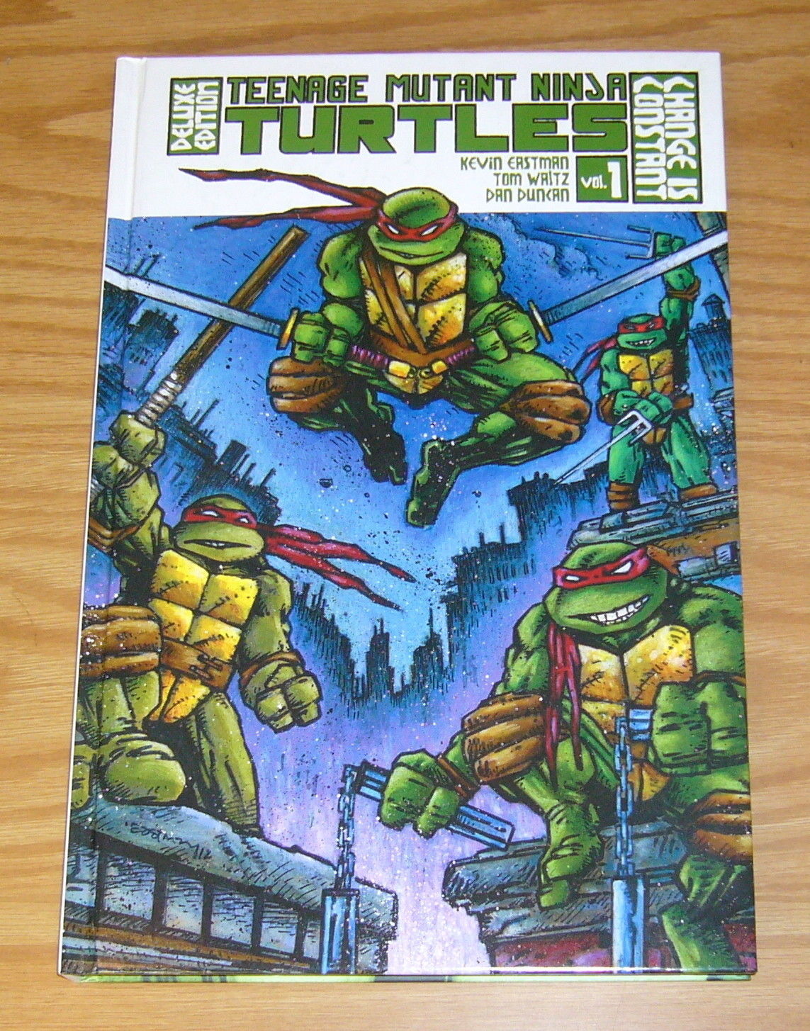 Teenage Mutant Ninja Turtles Deluxe Edition HC 1 VF/NM change is ...