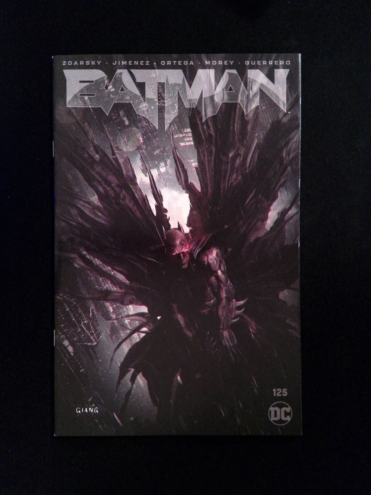 Batman #125 DC Comics 2022 NM+ Giang Unknown Variant | Comic Books ...
