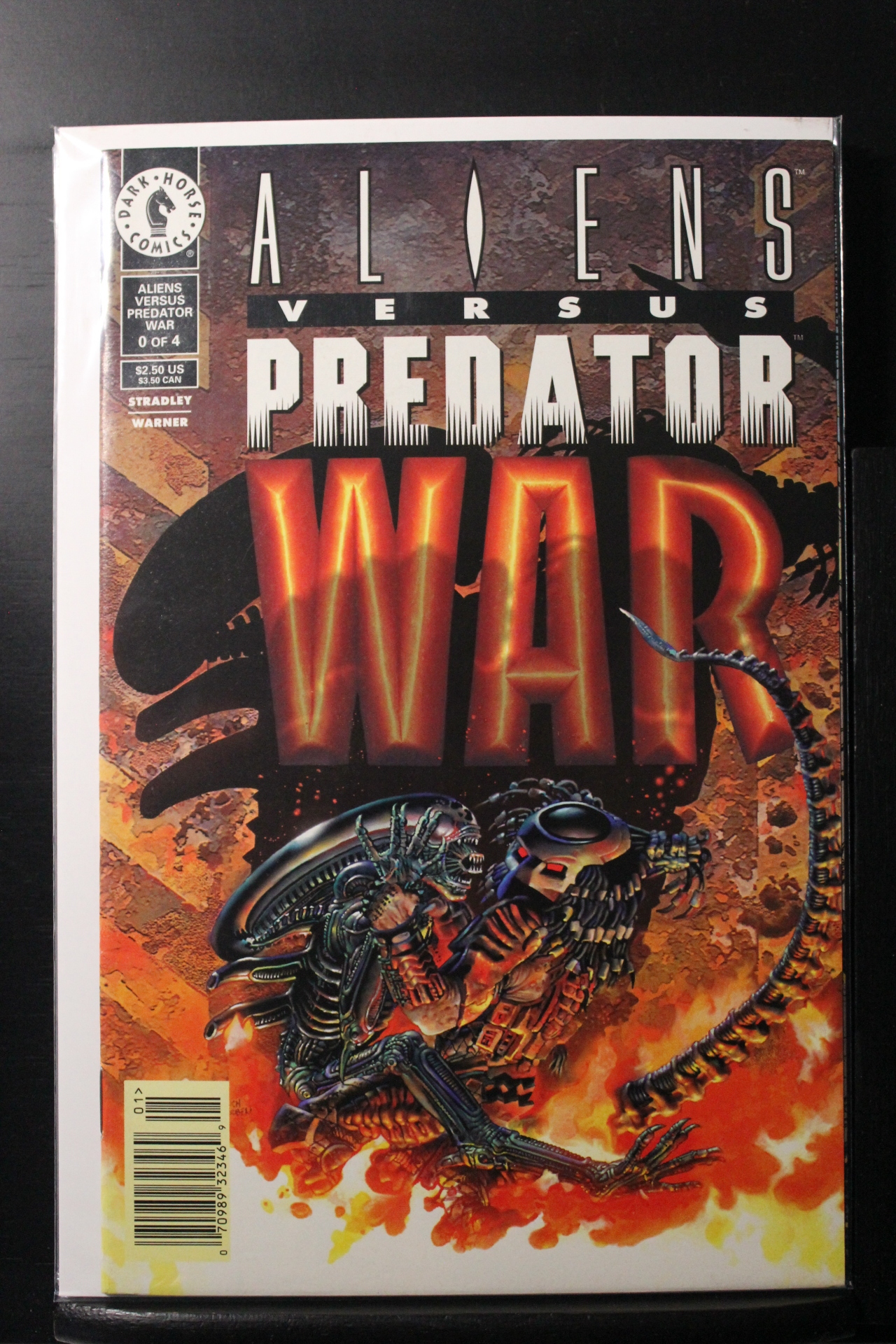 Aliens vs Predator War (1995) #0 | Comic Books - Modern Age / HipComic
