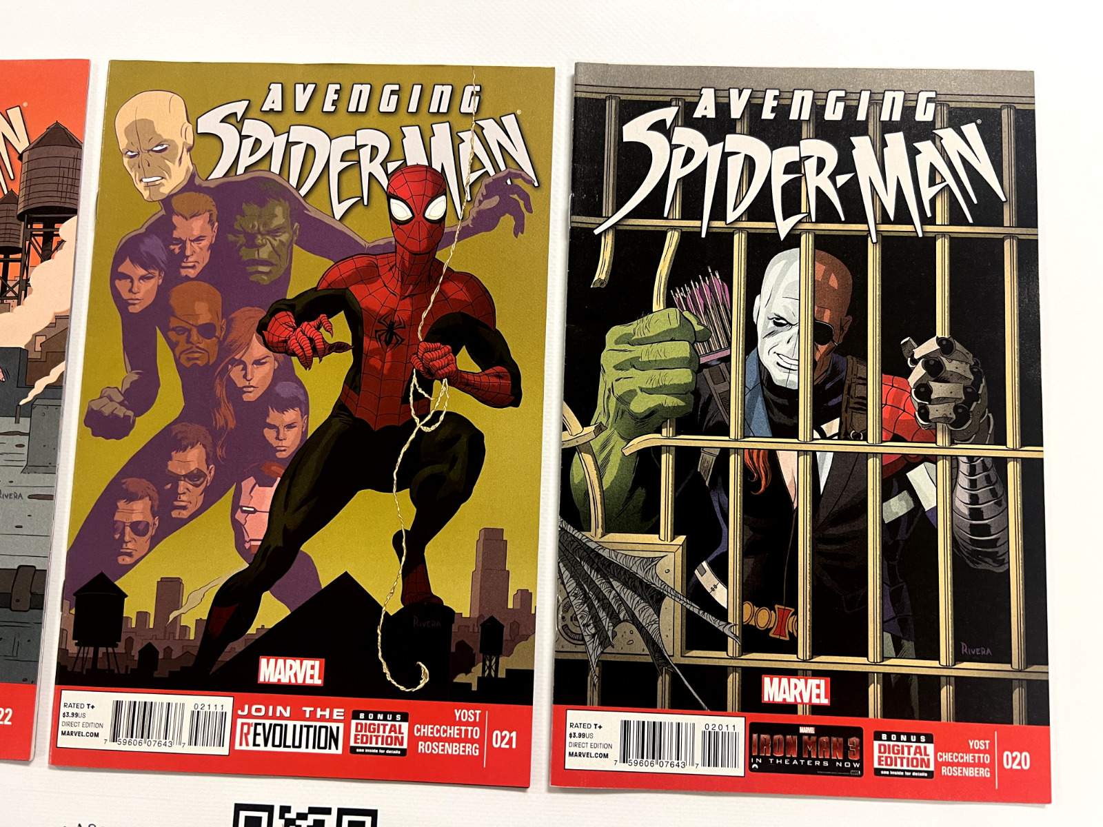 3 Avenging Spiderman Marvel Comic Books #20 21 22 Spiderman Avengers 8 ...