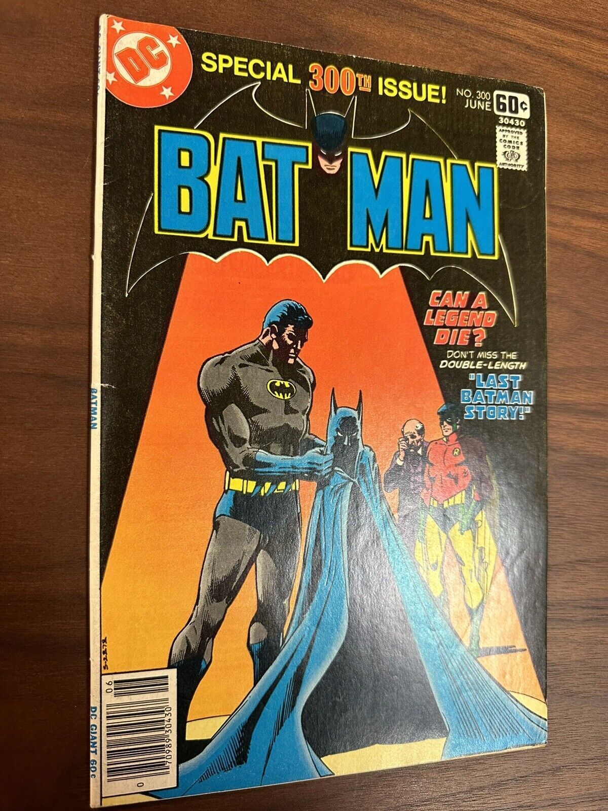 Batman #300 FN- “The Last Batman Story?” Giant Sized 300th Anniversary ...