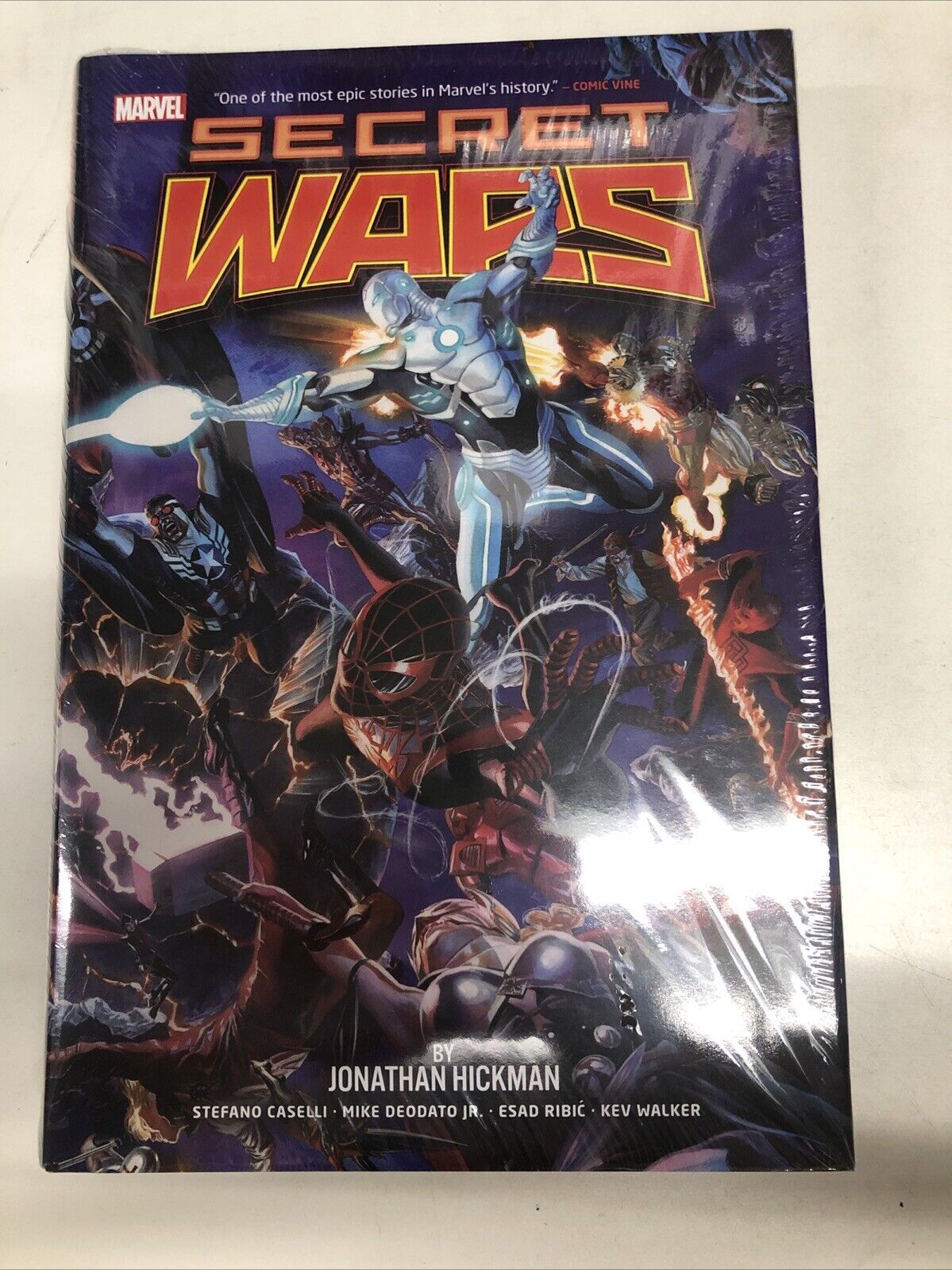 Secret Wars (2025) Omnibus • Marvel Comics • Jonathan Hickman • Stefano ...