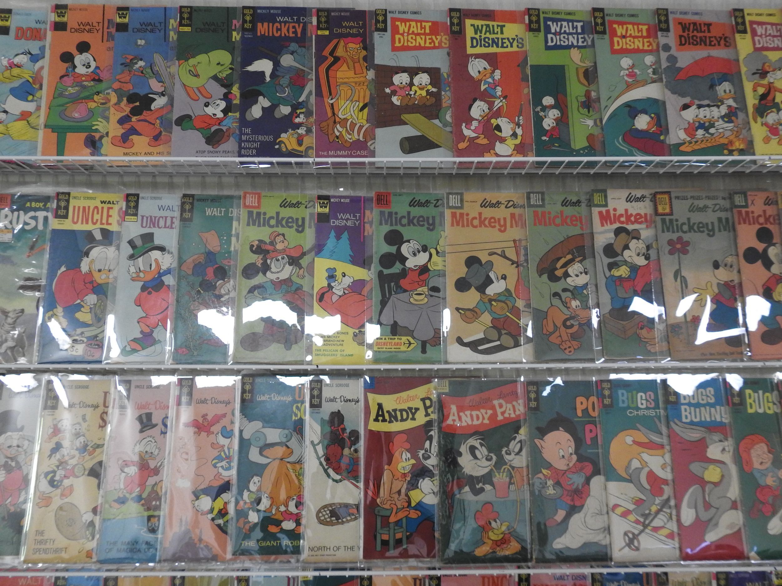 Huge Lot of 150+ Comics W/ Bugs Bunny, Mickey Mouse, Uncle Scrooge! Avg ...