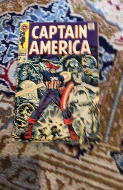 Captain America #107 (1968) Hitler cover, High-Grade VF+ Kirby Art ...