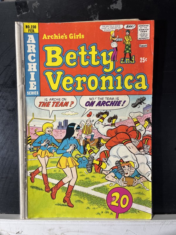 Archie's Girls Betty and Veronica #230 (1975) | Comic Books - Bronze ...