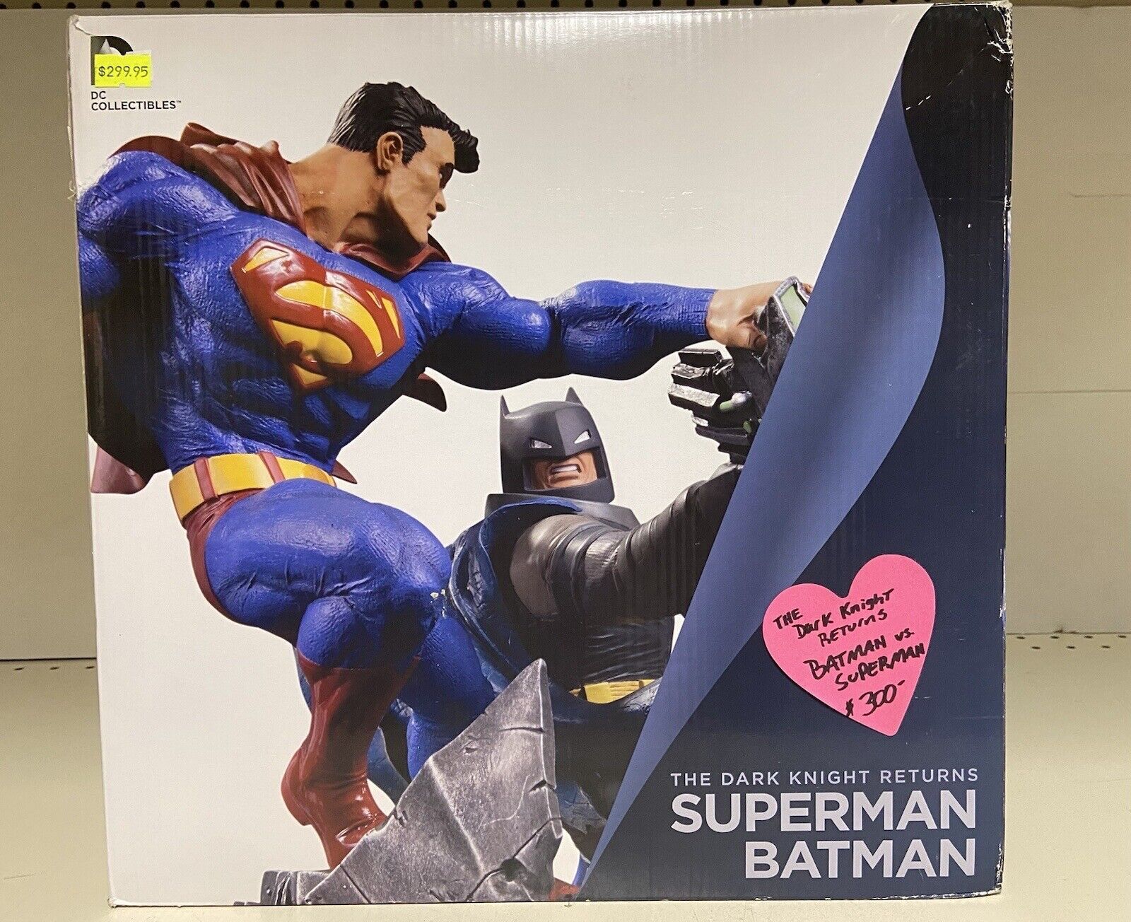 DC Collectibles The Dark Knight Returns: Superman & Batman Statue ...