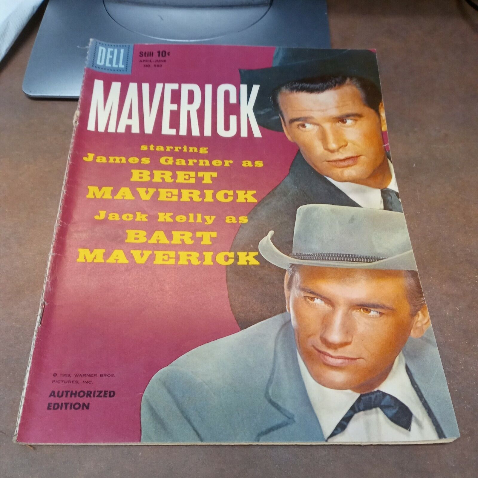 Maverick #980 Four Color - James Garner and Jack Kelly photo cover ...