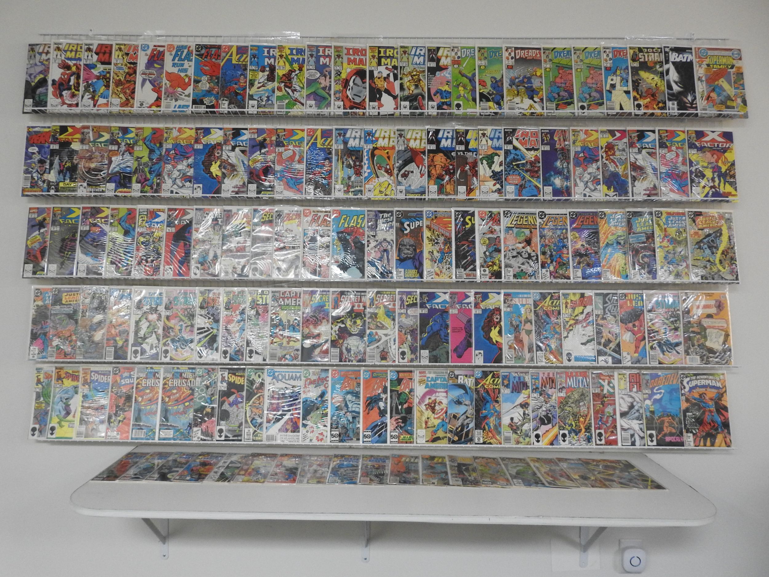 Huge Lot of 130+ Comics W/ Iron Man, Batman, Spiderman! Avg. VF ...
