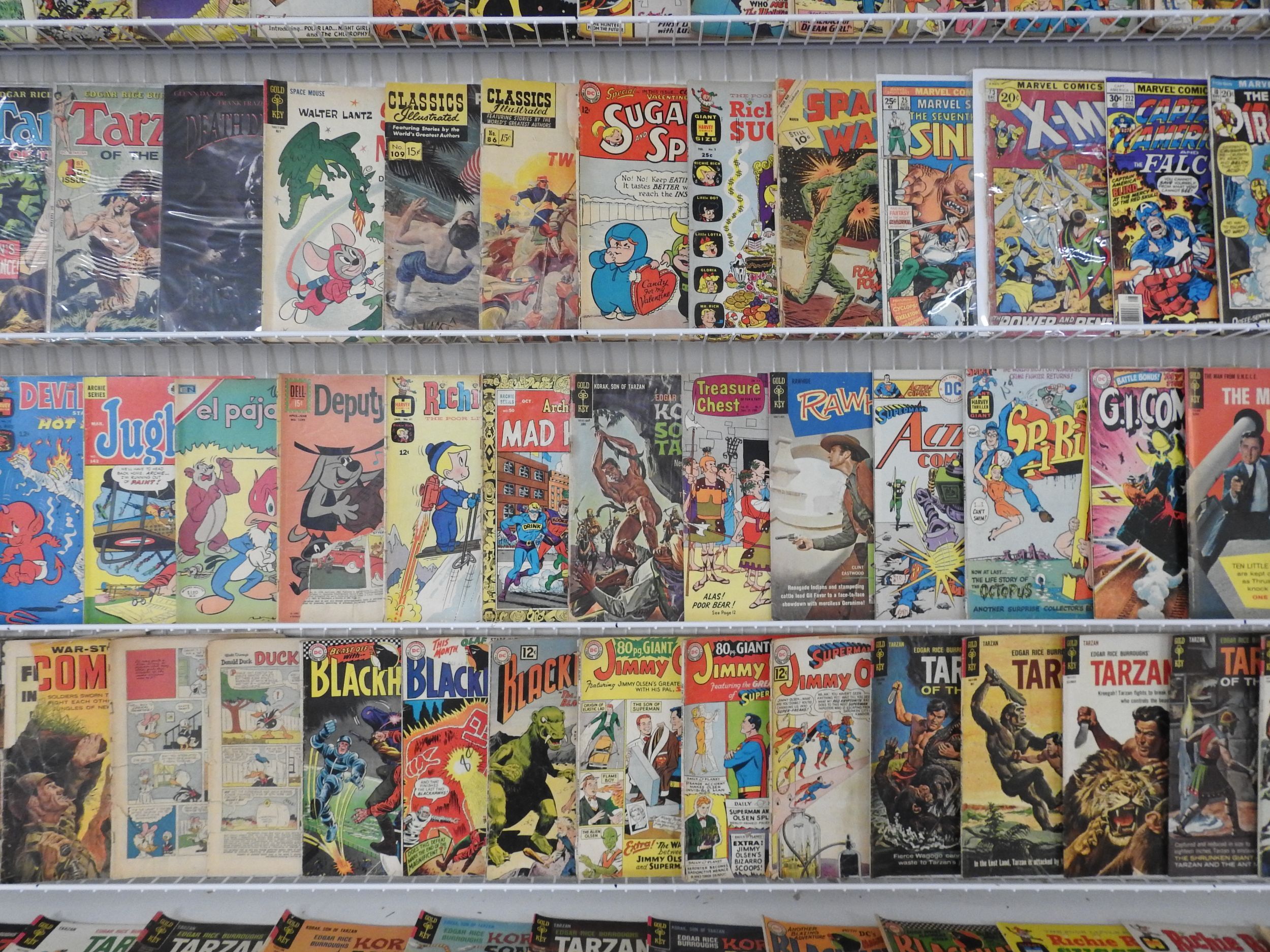 Huge Lot 140+ Low Grade Comics W/ Adventure Comics, Tarzan, +More! See ...