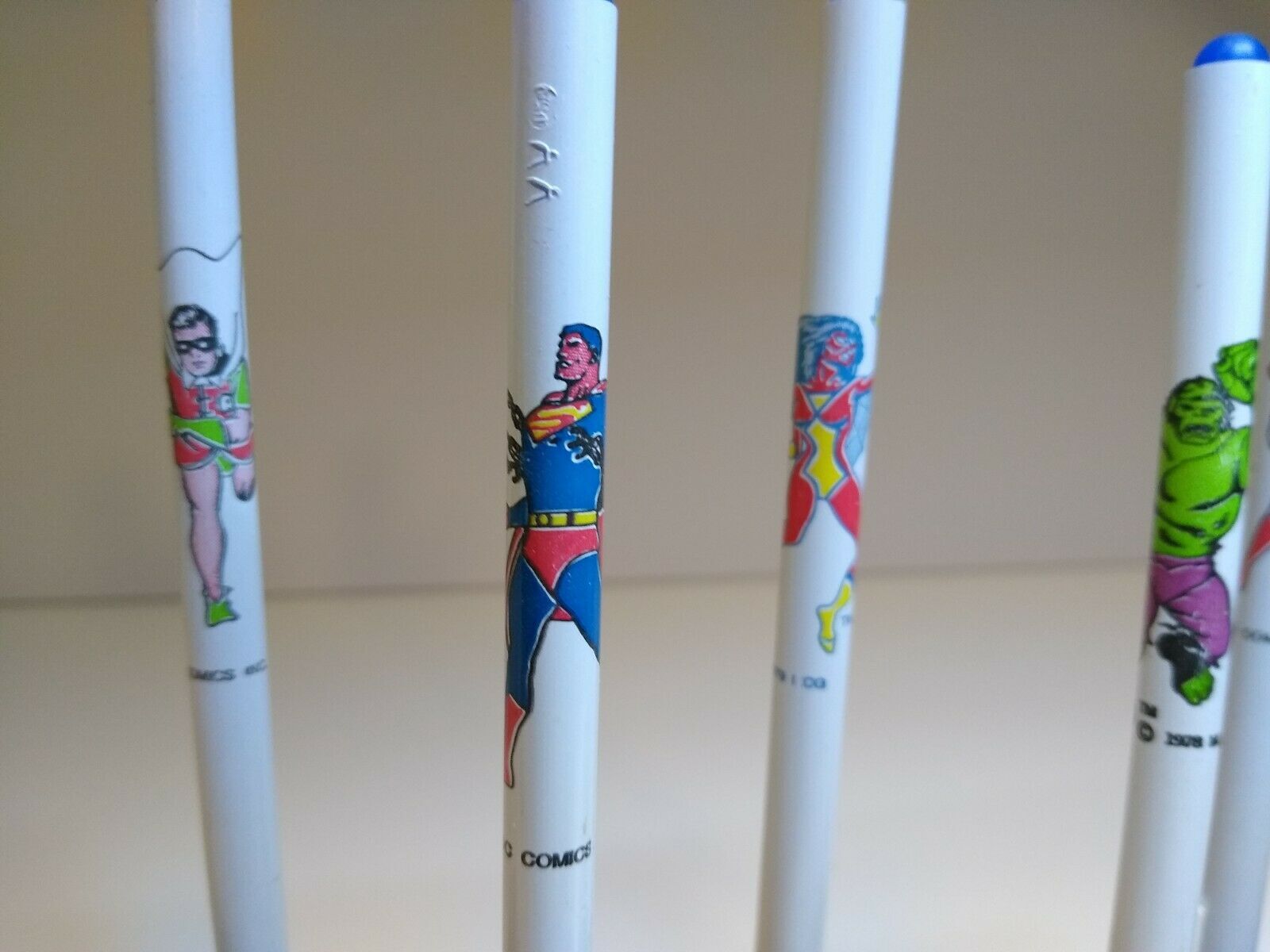 Superhero PENS 8 Wonder Women Spider Man Batman Hulk DC Comics Marvel ...