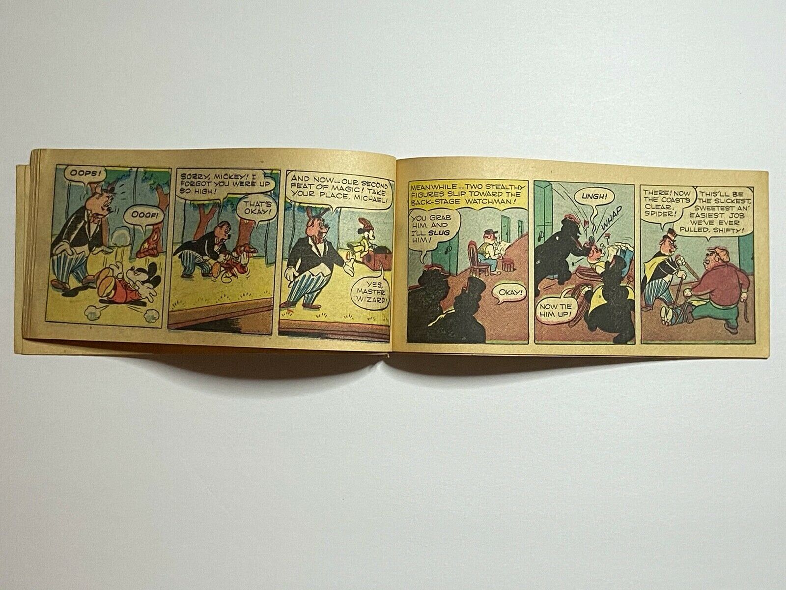 Disney Cheerios Cereal Premium 1947 Mini Comic Y-4 Mickey Mouse Meets ...