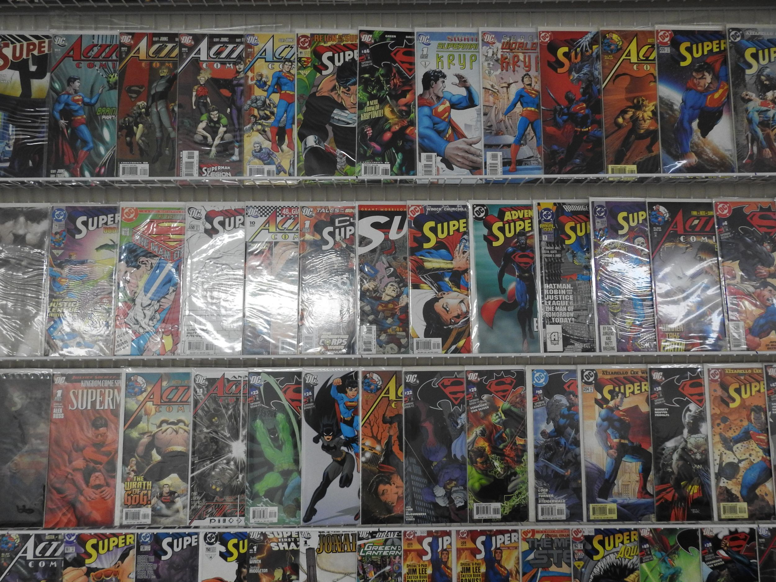 Huge Lot of 150+ Comics W/ Superman/Batman, Action Comics +More! Avg ...