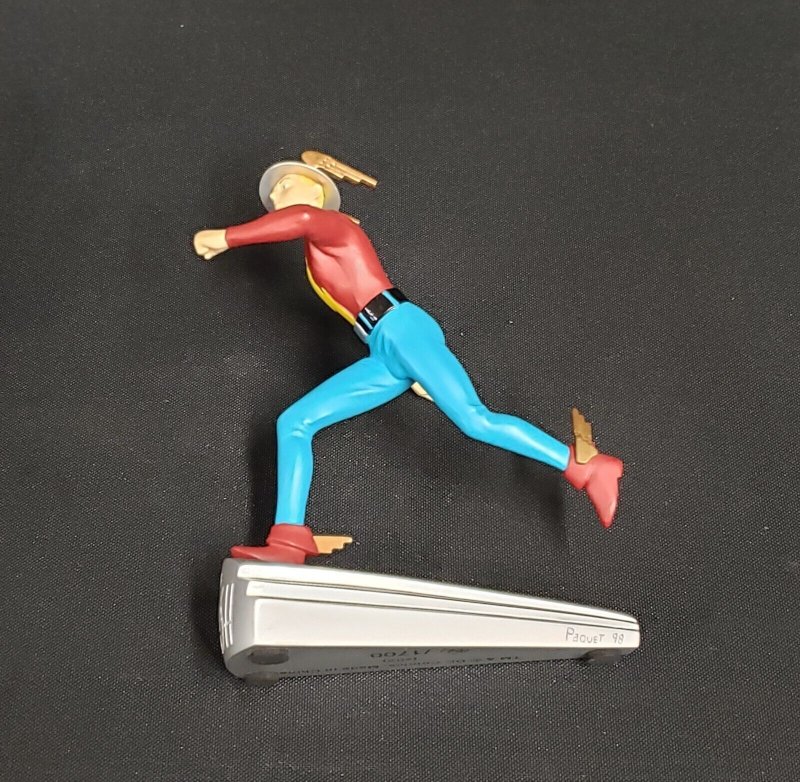 Golden Age Flash Limited Edition Mini Statue DC Direct 641/1700 | Comic ...