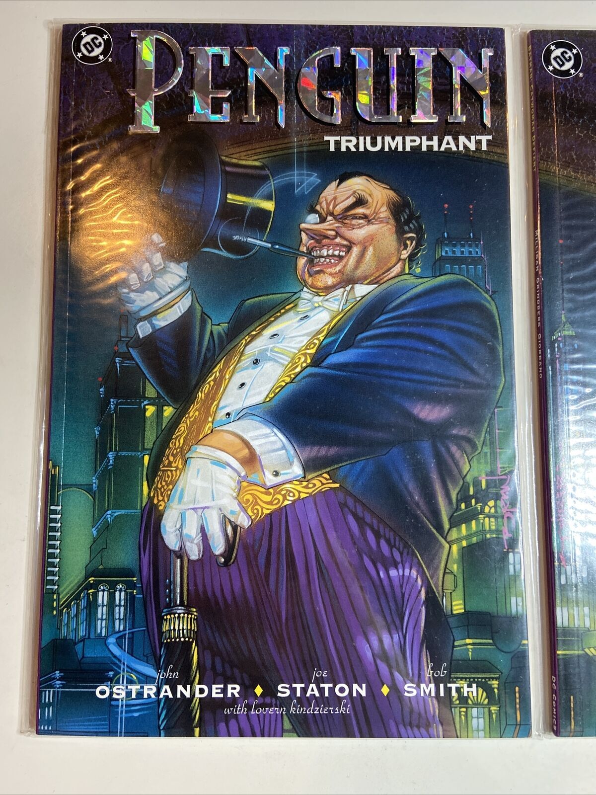 Set of 2 BATMAN PENGUIN Triumphant / CATWOMAN Defiant DC comics 1992 NM ...