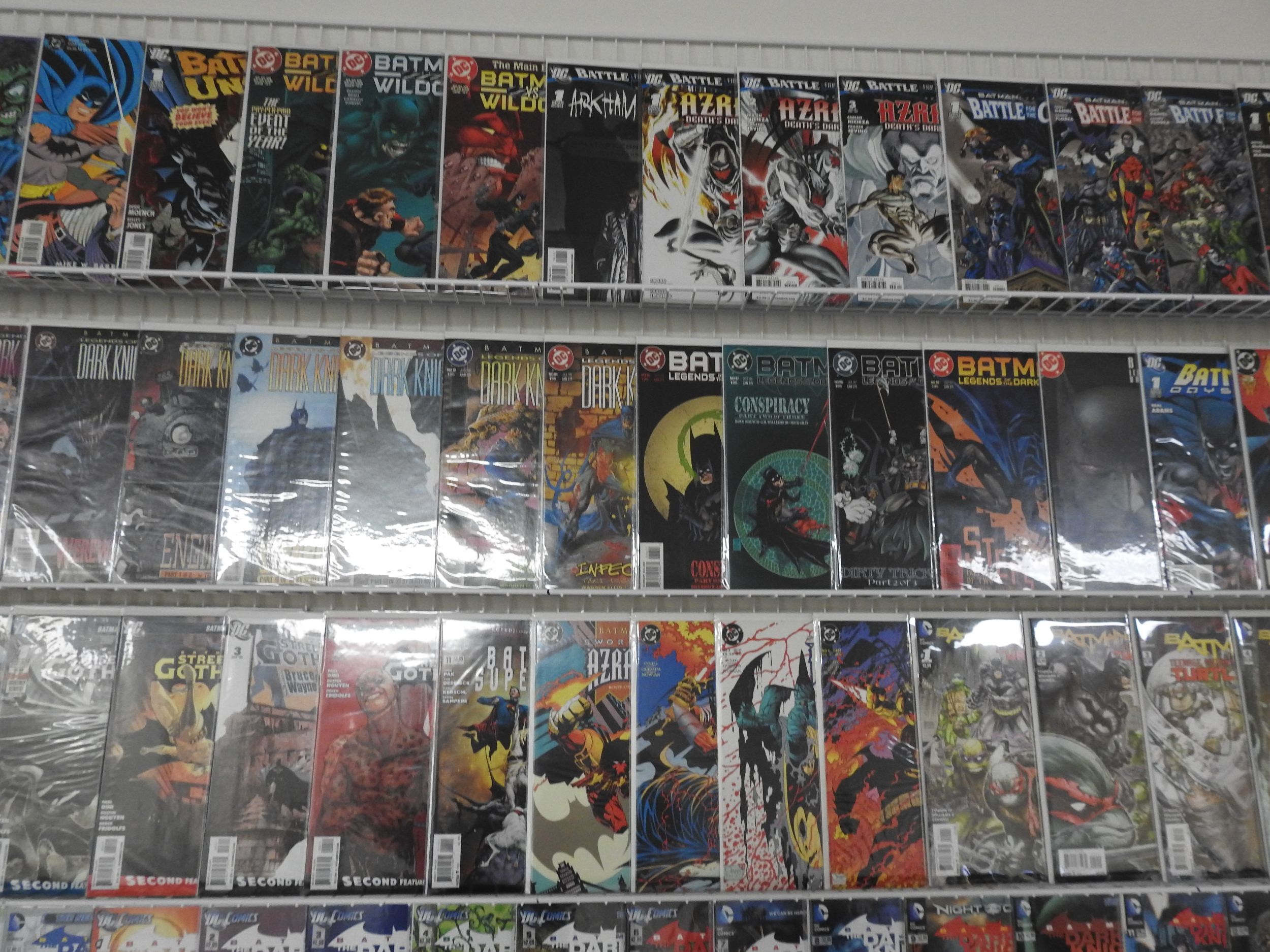 Huge Lot 150+ Comics W/ Batman, Emma Frost, X-Men, +More! Avg VF+ ...