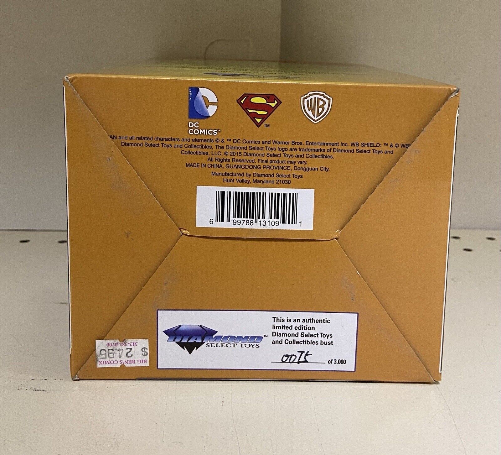 Diamond Select Toys Superman the Animated Series: Supergirl Bust ...
