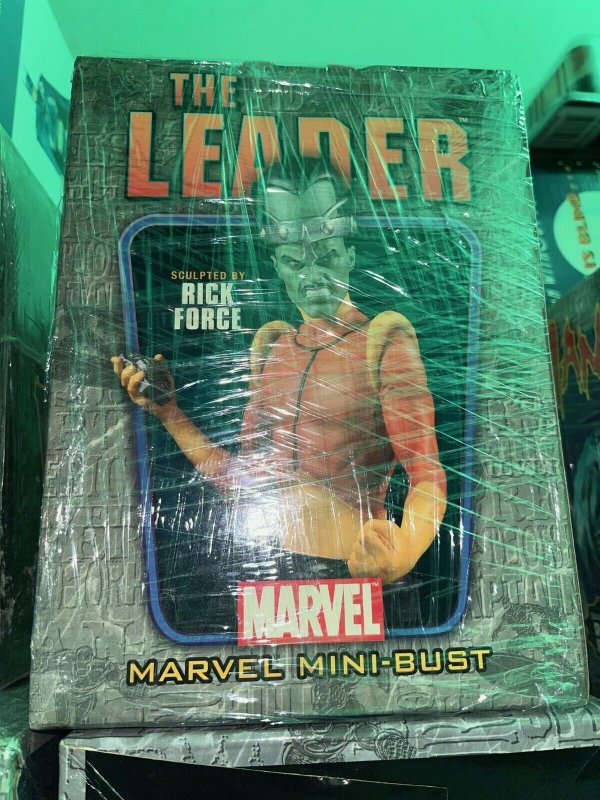 Bowen Designs Leader (Hulk) Marvel Mini Bust, Limited to 2000 | Comic ...