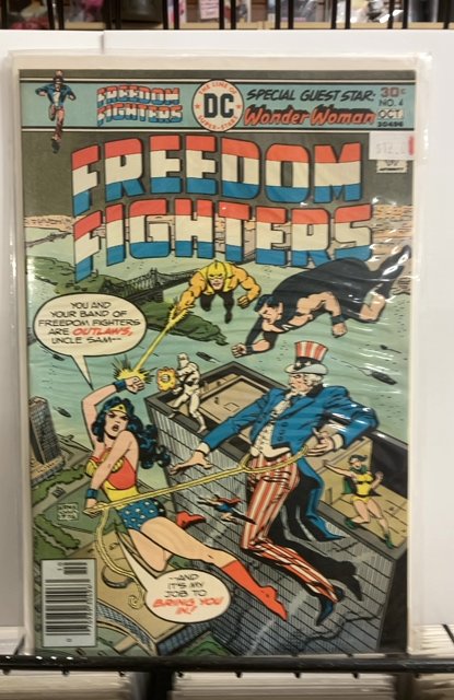 Freedom Fighters #4 (1976) | Comic Books - Bronze Age, DC Comics ...