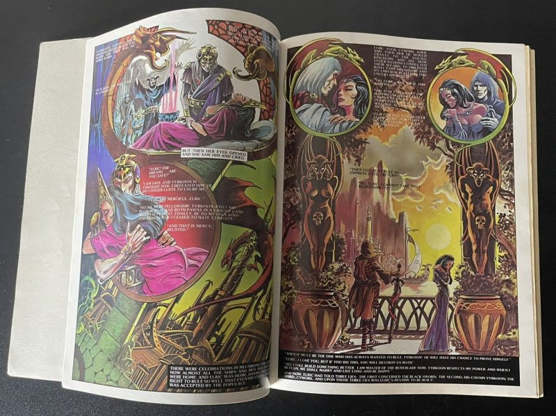 Star Reach Greatest Hits Micheal Moorcock's Elric Of Melnibone Frank ...