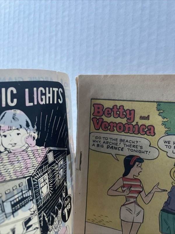 Archie’s Giant Series #8 Betty And Veronica Summer Fun 1960 | Comic ...