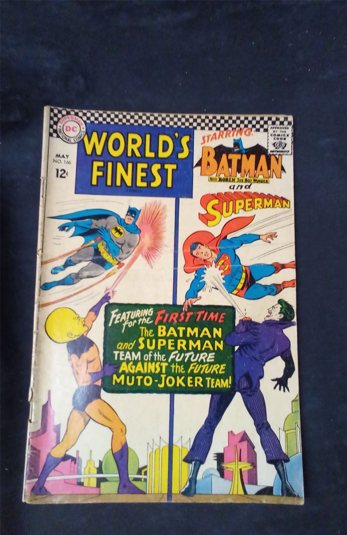 World | Comic Books - Modern Age, DC Comics, Superhero / HipComic