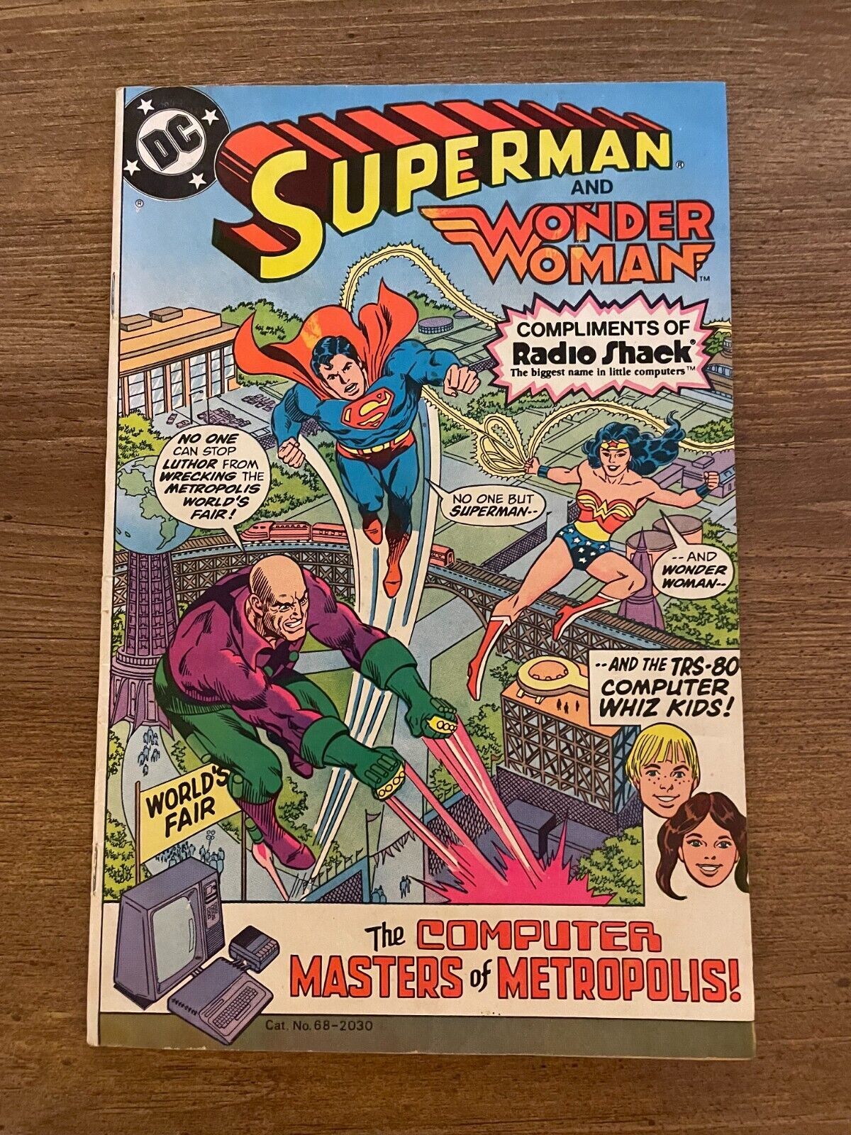 Superman & Wonder Woman VF Compliments Of Radio Shack DC Comic Book ...