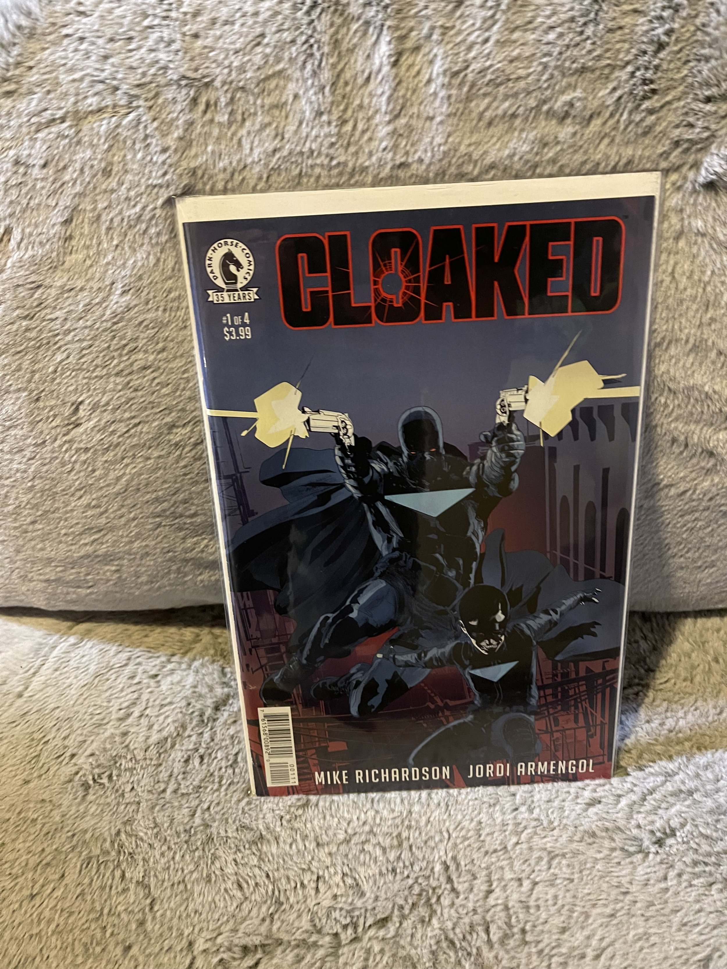 Cloaked (2022) | Comic Books - Modern Age / HipComic