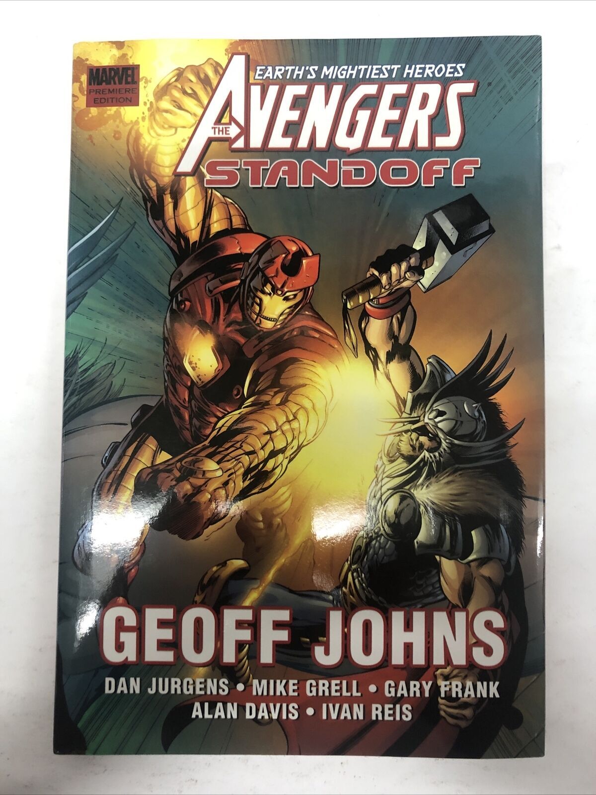 Earth Mightiest Heroes The Avengers Standoff (2010) HC Premiere Edition ...