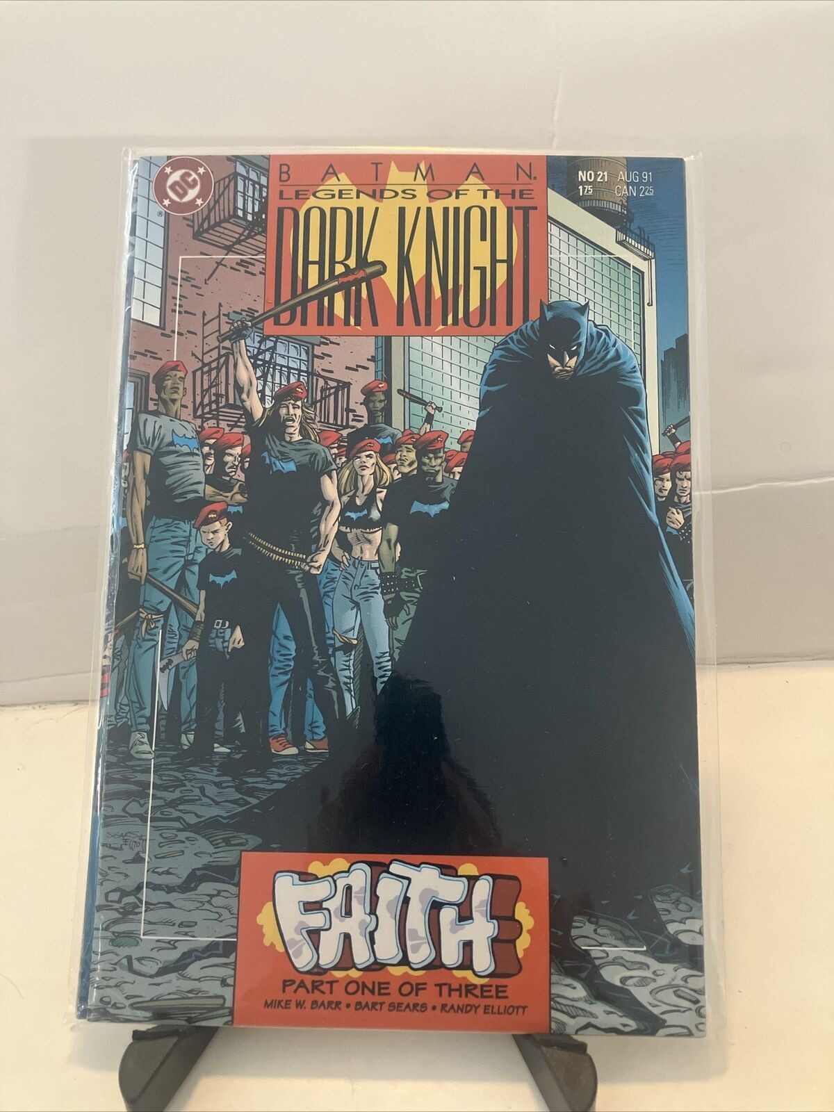 Batman Legends of the Dark Knight #21 (Aug. 91') Bat-Men/ Faith Part 1 ...