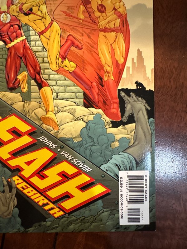 The Flash: Rebirth #5 Ethan Van Sciver Flash & Reverse-Flash Cover ...