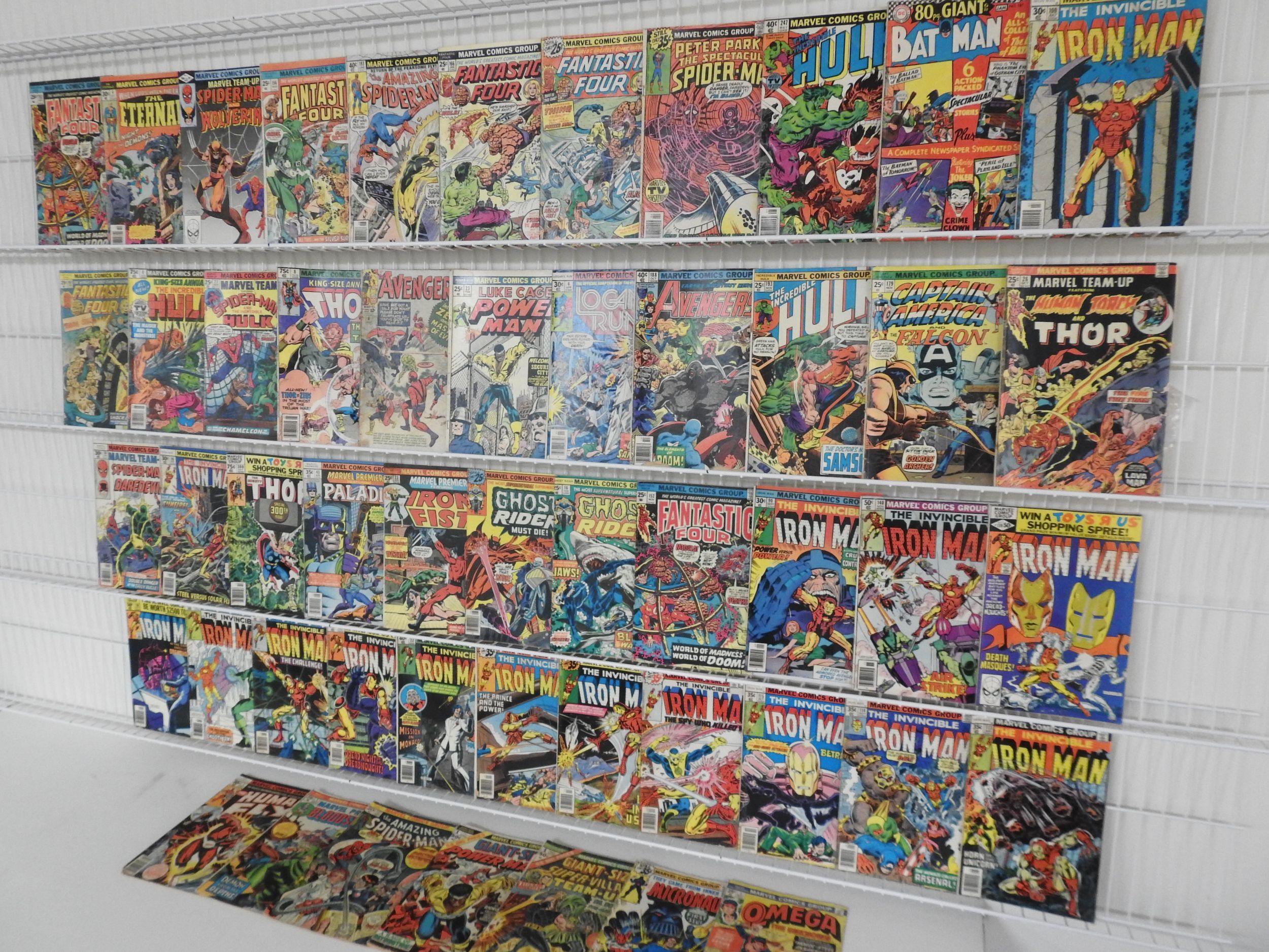 Lot of 51 Low Grade Comics W/ Iron Man, Hulk, Fantastic Four, +More ...
