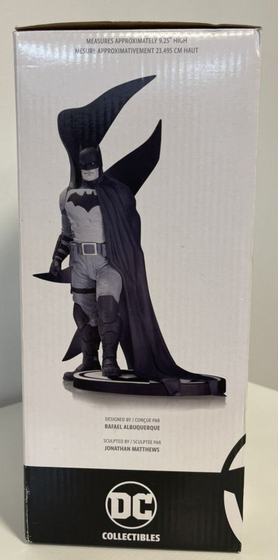 DC Direct Batman Black And White Statue Designed By Rafael Albuquerque ...