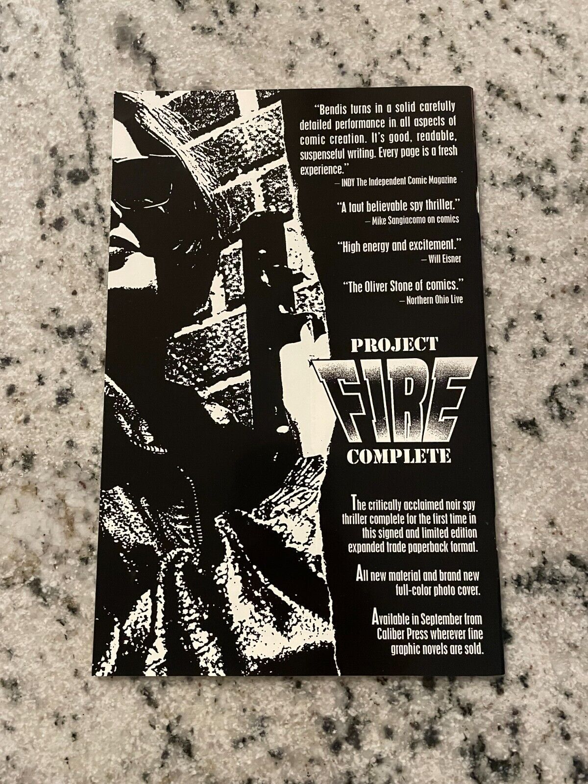 AKA Goldfish # 1 NM Caliber Press Comic Book Brian Michael Bendis Issue ...