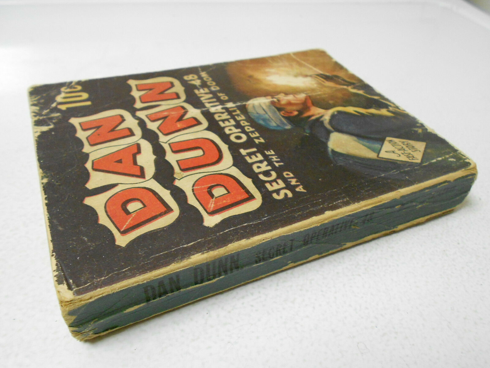 1938 DAN DUNN Operative 48 Zeppelin of Doom Fast Action SC BIG little ...