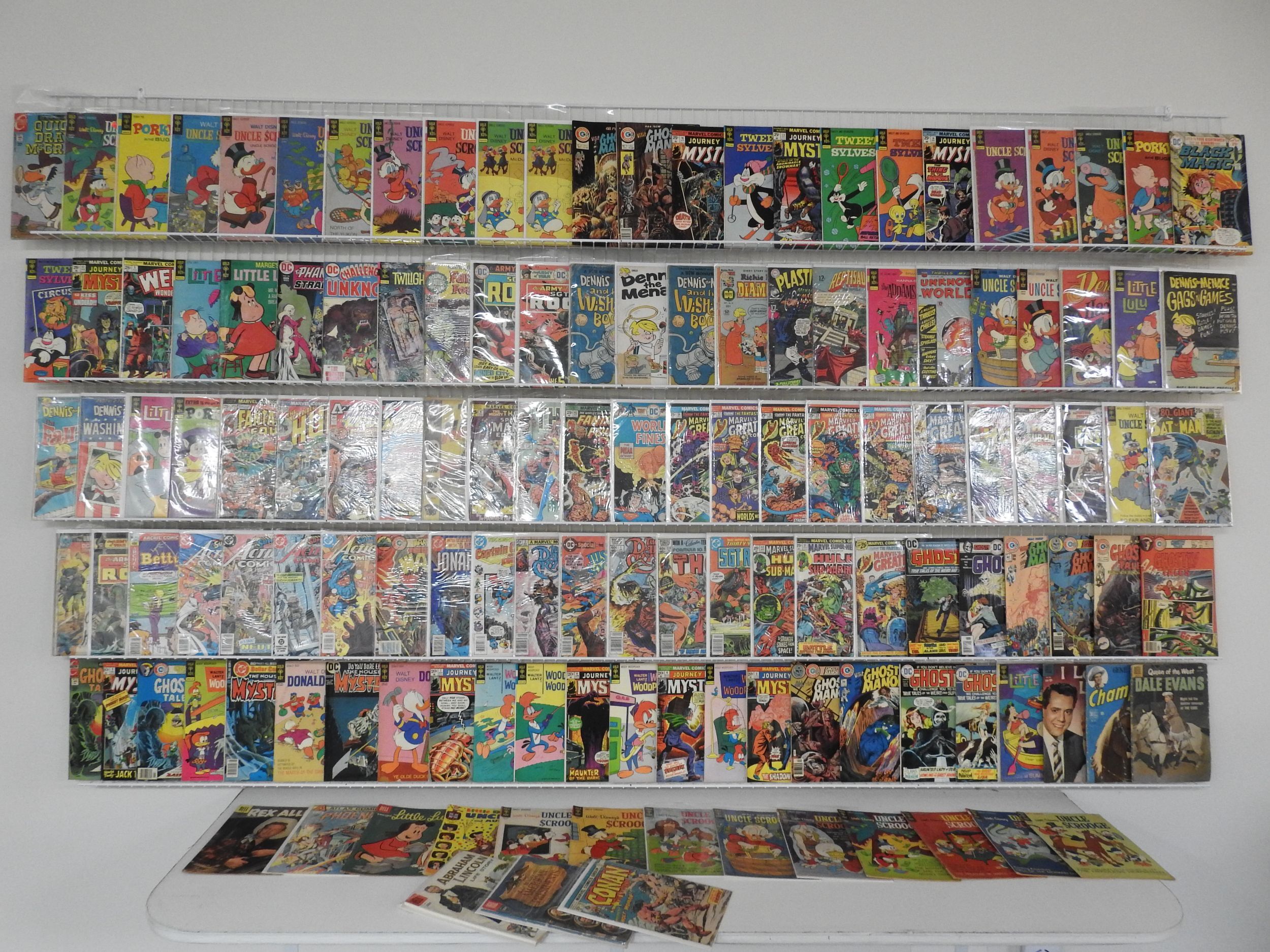 Huge Lot 130+ Comics W/ Uncle Scrooge, Marvel's Greatest Comics, +More ...