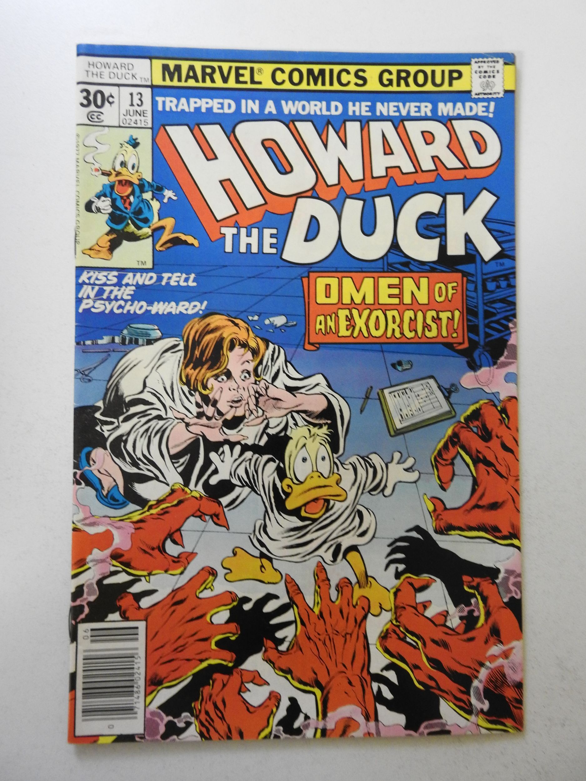 Howard the Duck #13 (1977) VF- Condition! 1st full app of KISS in a ...