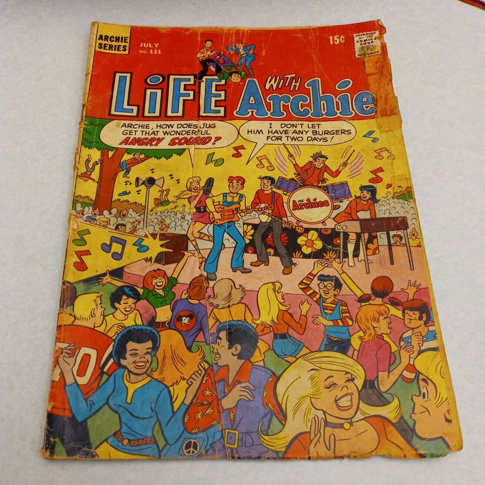 LIFE WITH ARCHIE #111 ARCHIE COMICS 1971 THE Archies band cover cool ...