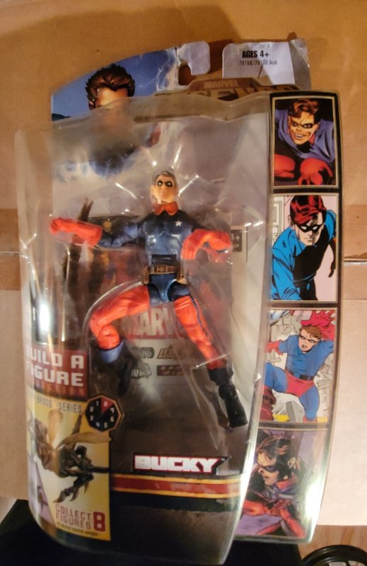 Marvel Legends Series Build A Figure Brood Queen: Bucky Action Figure ...