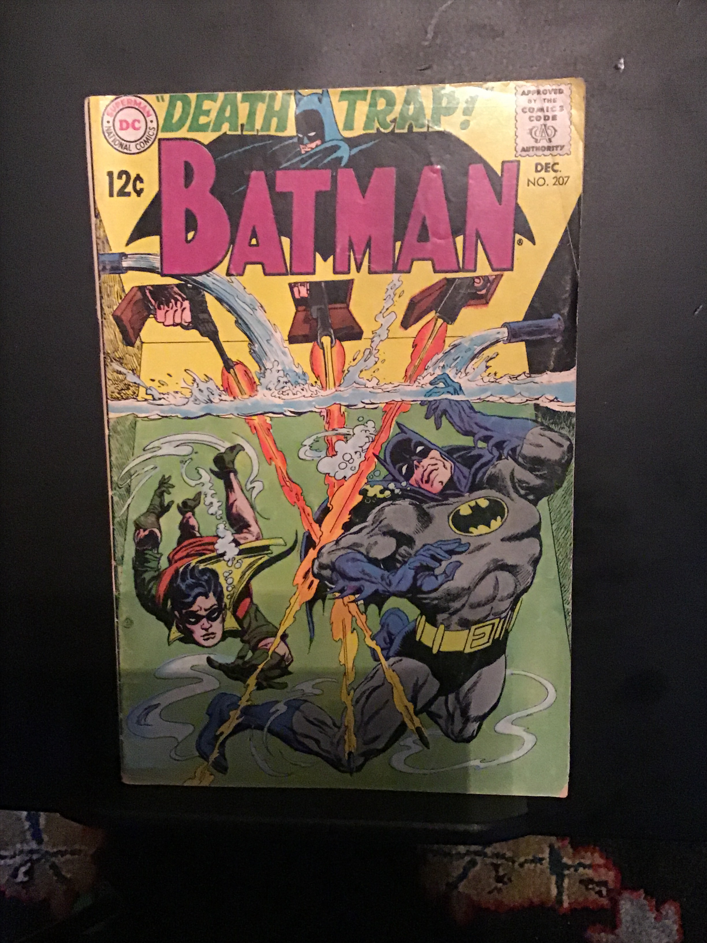 Batman #207 (1968) Mid-grade underwater trap! VG/FN Wow! | Comic Books ...