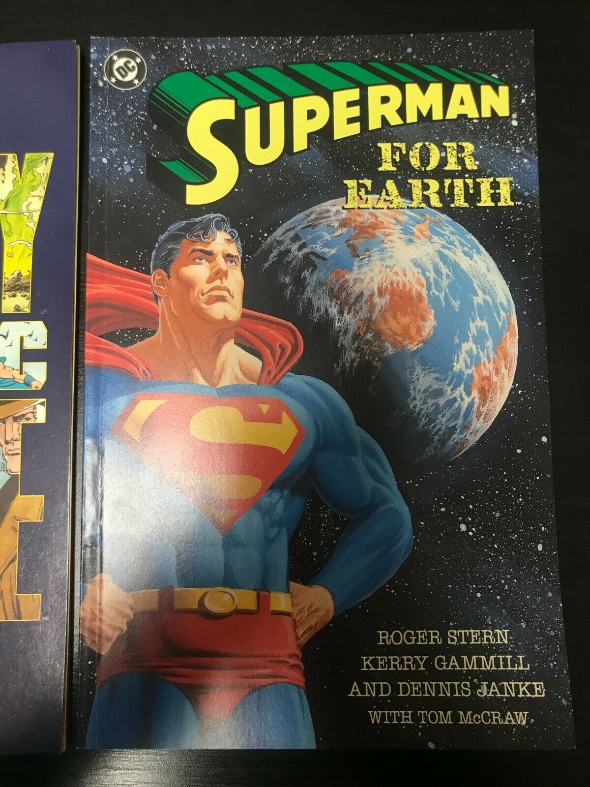 Graphic Novels 2pc LOT (FN/VF) DC Universe History! Superman for Earth ...